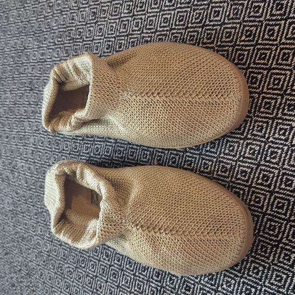 The Tog Shop | Shoes | The Tog Shop Comfort Knit Slip On Shoes | Poshmark